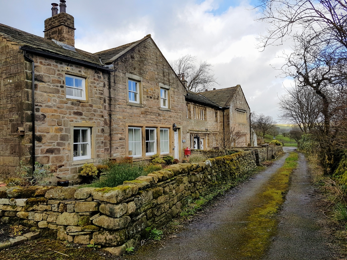 Welcome to Roughlee - Roughlee Village